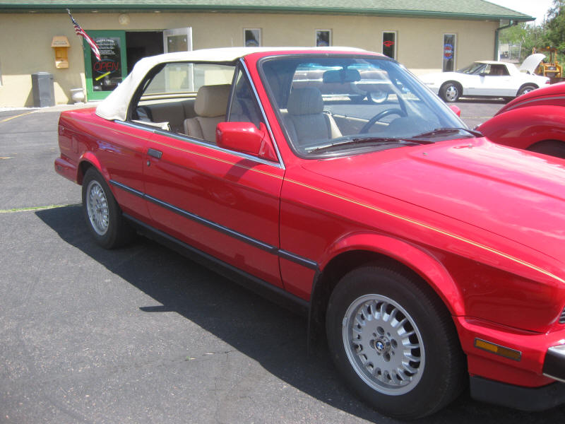 Airport Autos...Classic & collector cars.