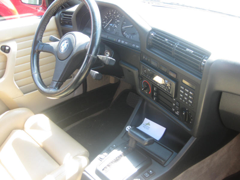 Airport Autos...Classic & collector cars.